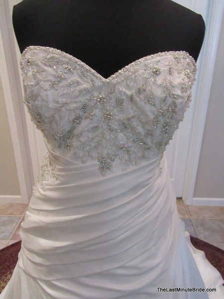 Allure Bridals W303 - The Last Minute Bride