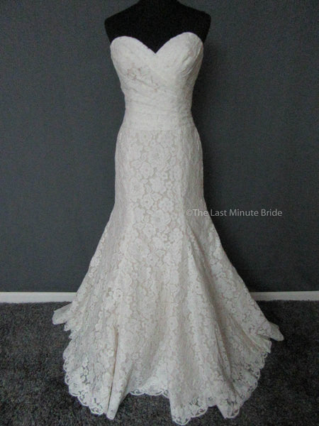 Allure Bridals 9210 Iv/Champ 12 - The Last Minute Bride
