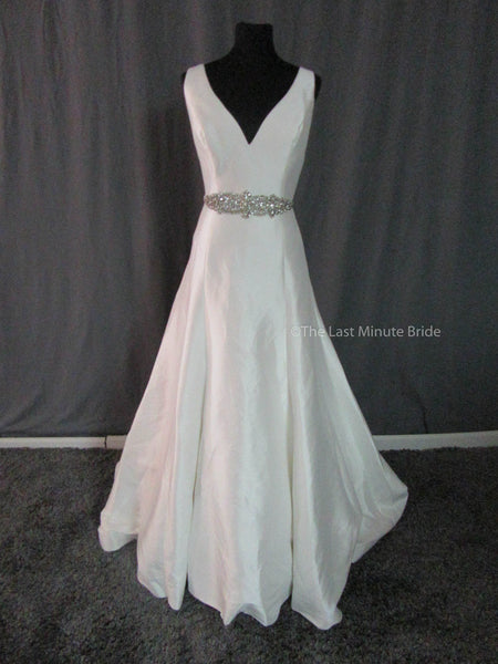 Allure Bridals Style 9600 - The Last Minute Bride