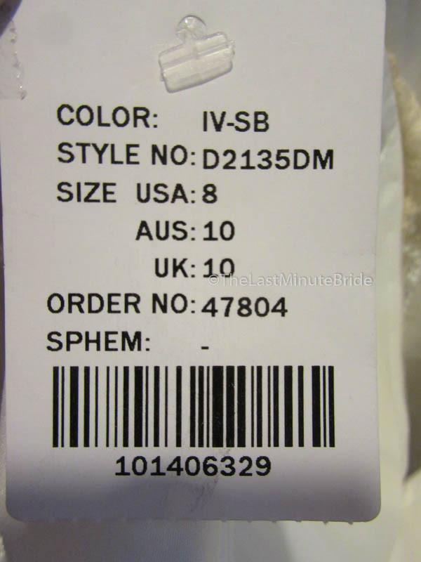 Essense of Australia D2135 - The Last Minute Bride