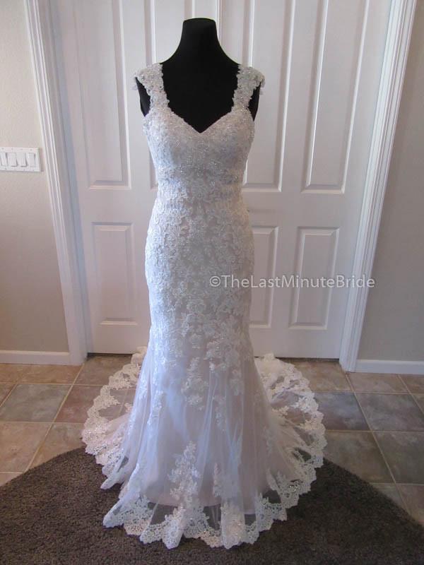 Essense of Australia D2135 - The Last Minute Bride